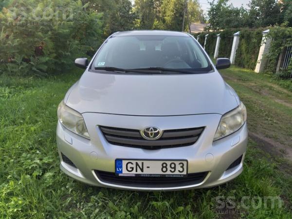 Toyota Corolla 2007 in Riga, with an engine capacity of 1.60 L and mileage of 203 thousand km for 2500 €, photo 1 on AUTOMOTO.COM.LV