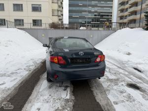 Toyota Corolla 2007 Viļņa, ar dzinēja tilpumu 1.60 L un nobraukumu 241 tūkst. km par 2750 €, foto 5 vietnē AUTOMOTO.COM.LV