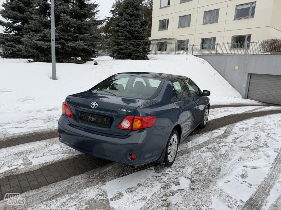 Toyota Corolla 2007 Viļņa, ar dzinēja tilpumu 1.60 L un nobraukumu 241 tūkst. km par 2750 €, foto 9 vietnē AUTOMOTO.COM.LV