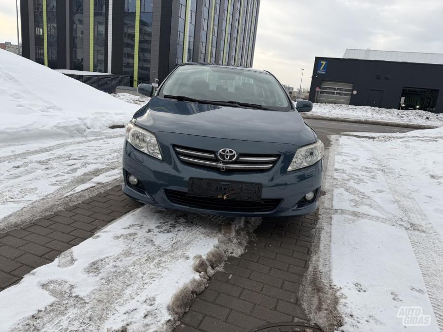 Toyota Corolla 2007 Viļņa, ar dzinēja tilpumu 1.60 L un nobraukumu 241 tūkst. km par 2750 €, foto 14 vietnē AUTOMOTO.COM.LV
