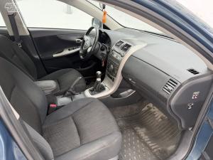 Toyota Corolla 2007 Viļņa, ar dzinēja tilpumu 1.60 L un nobraukumu 241 tūkst. km par 2750 €, foto 15 vietnē AUTOMOTO.COM.LV