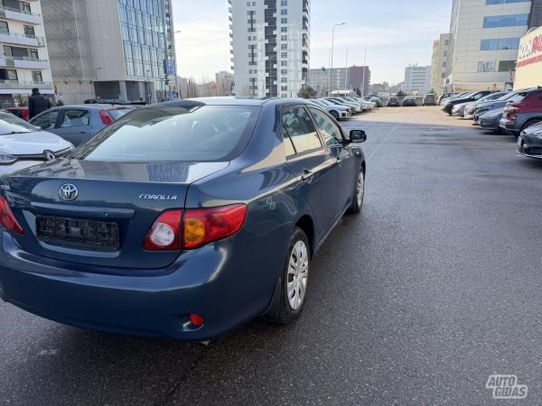Toyota Corolla 2007 in Vilnius, with an engine capacity of 1.60 L and mileage of 241 thousand km for 2650 €, photo 6 on AUTOMOTO.COM.LV