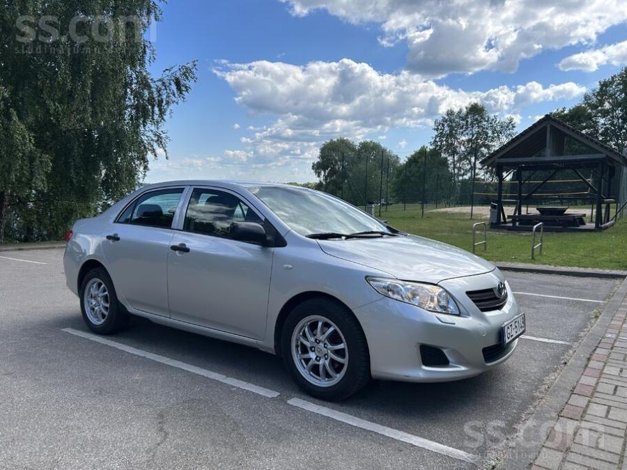 Toyota Corolla 2007 Rīga, ar dzinēja tilpumu 1.60 L un nobraukumu 270 tūkst. km par 2450 €, foto 3 vietnē AUTOMOTO.COM.LV