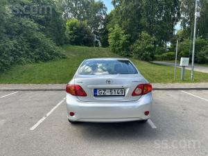 Toyota Corolla 2007 Rīga, ar dzinēja tilpumu 1.60 L un nobraukumu 270 tūkst. km par 2450 €, foto 6 vietnē AUTOMOTO.COM.LV