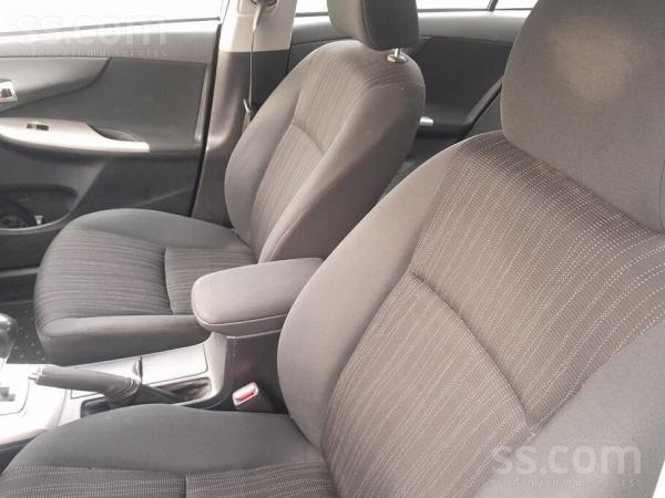 Toyota Corolla 2007 in Riga, with an engine capacity of 1.60 L and mileage of 84 thousand km for 2990 €, photo 8 on AUTOMOTO.COM.LV