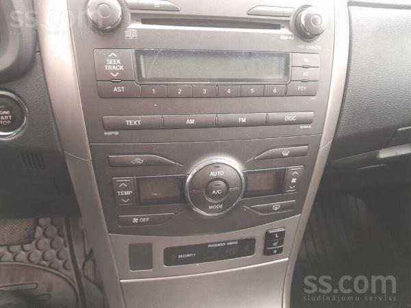 Toyota Corolla 2007 in Riga, with an engine capacity of 1.60 L and mileage of 84 thousand km for 2990 €, photo 10 on AUTOMOTO.COM.LV