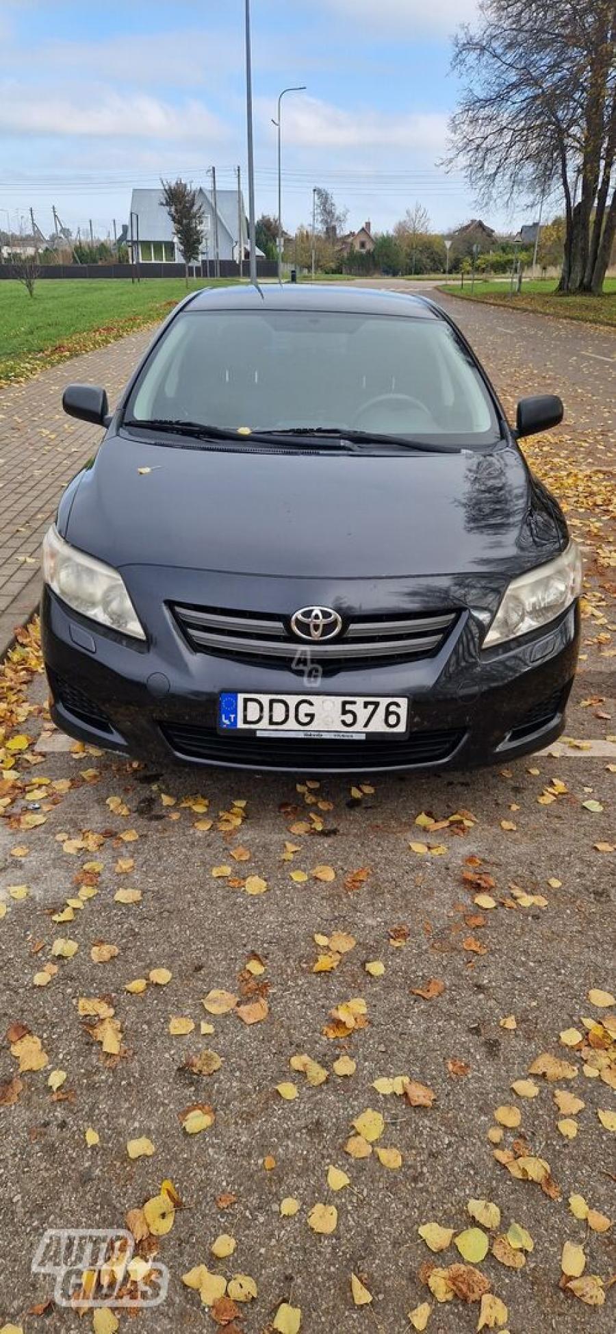 Toyota Corolla 2007 in Sirvintos, with an engine capacity of 1.60 L and mileage of 388 thousand km for 2100 €, photo 10 on AUTOMOTO.COM.LV