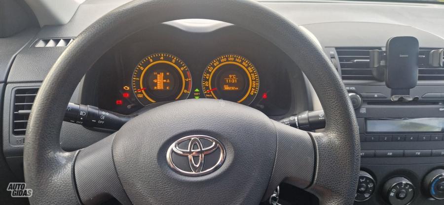 Toyota Corolla 2007 in Sirvintos, with an engine capacity of 1.60 L and mileage of 388 thousand km for 2100 €, photo 11 on AUTOMOTO.COM.LV