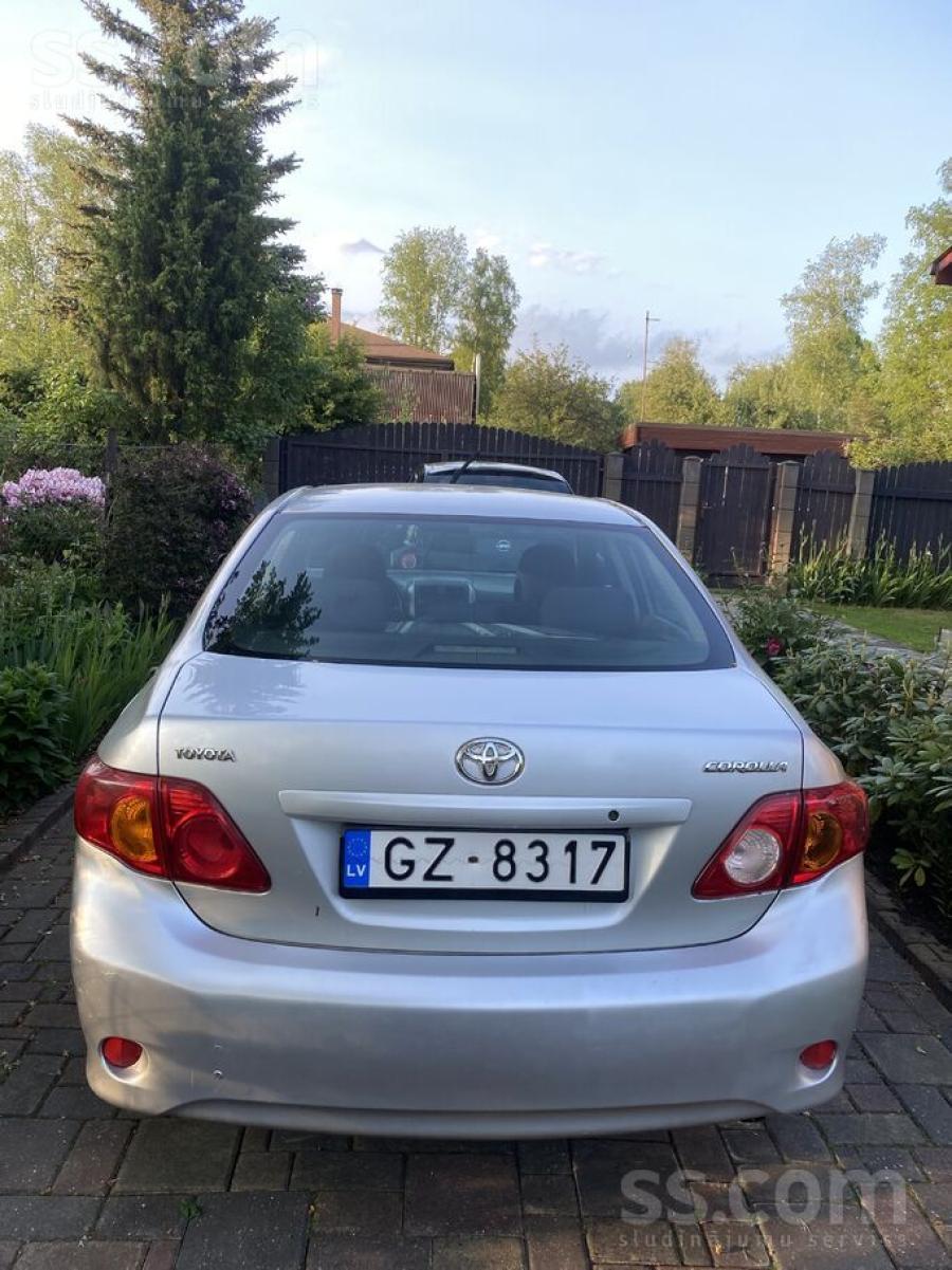 Toyota Corolla 2008 Rīga, ar dzinēja tilpumu 1.60 L un nobraukumu 288 tūkst. km par 4500 €, foto 4 vietnē AUTOMOTO.COM.LV