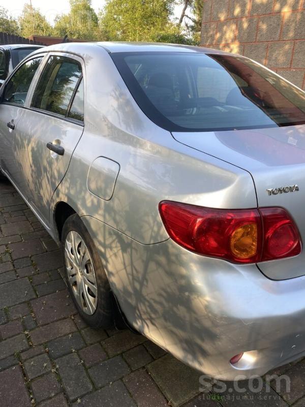 Toyota Corolla 2008 Rīga, ar dzinēja tilpumu 1.60 L un nobraukumu 288 tūkst. km par 4500 €, foto 6 vietnē AUTOMOTO.COM.LV
