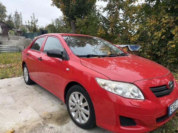 Toyota Corolla 2008 Viļņa vietnē Toyota Corolla 2008 Viļņa, ar dzinēja tilpumu 2.00 L un nobraukumu 250 tūkst. km par 900 €, foto 3 vietnē AUTOMOTO.COM.LV