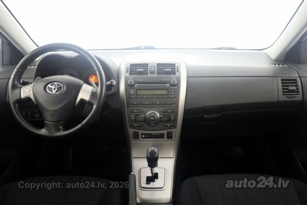 Toyota Corolla 2009 in Tallinn, with an engine capacity of 1.60 L and mileage of 210 thousand km for 2799 €, photo 5 on AUTOMOTO.COM.LV