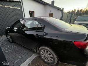 Toyota Corolla 2009 Viļņa, ar dzinēja tilpumu 1.40 L un nobraukumu 244 tūkst. km par 3000 €, foto 2 vietnē AUTOMOTO.COM.LV