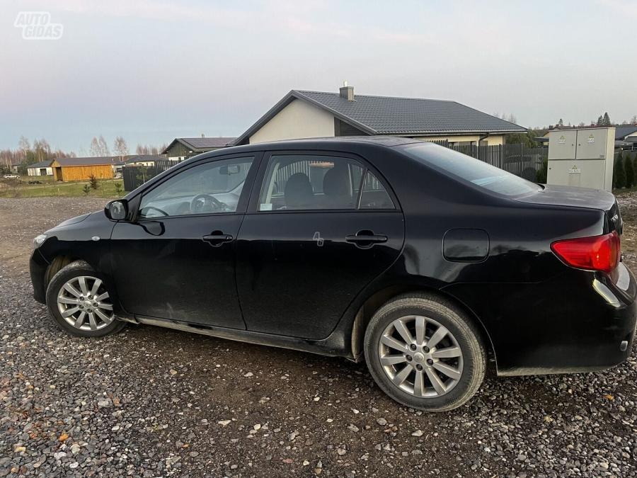 Toyota Corolla 2009 Viļņa, ar dzinēja tilpumu 1.40 L un nobraukumu 244 tūkst. km par 3000 €, foto 6 vietnē AUTOMOTO.COM.LV