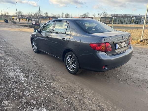 Toyota Corolla 2009 in Vilnius, with an engine capacity of 1.60 L and mileage of 225 thousand km for 3350 €, photo 7 on AUTOMOTO.COM.LV