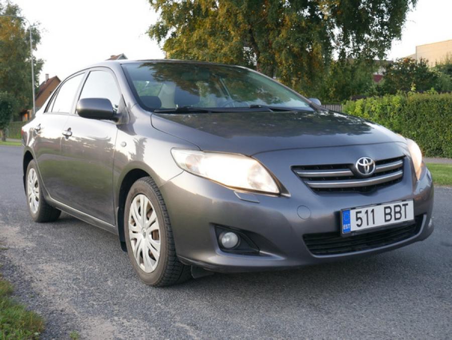 Toyota Corolla 2009 in Viljandi, with an engine capacity of 1.40 L and mileage of 280 thousand km for 2800 €, photo 3 on AUTOMOTO.COM.LV