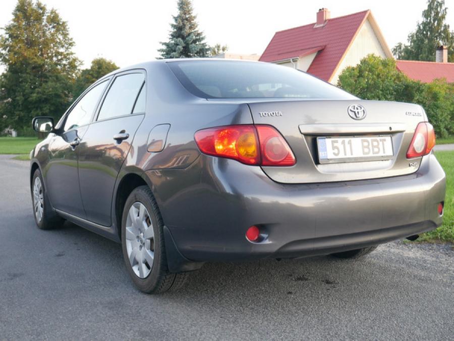 Toyota Corolla 2009 in Viljandi, with an engine capacity of 1.40 L and mileage of 280 thousand km for 2800 €, photo 7 on AUTOMOTO.COM.LV