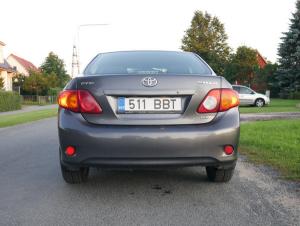 Toyota Corolla 2009 in Viljandi, with an engine capacity of 1.40 L and mileage of 280 thousand km for 2800 €, photo 8 on AUTOMOTO.COM.LV