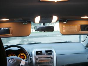 Toyota Corolla 2009 in Viljandi, with an engine capacity of 1.40 L and mileage of 280 thousand km for 2800 €, photo 12 on AUTOMOTO.COM.LV