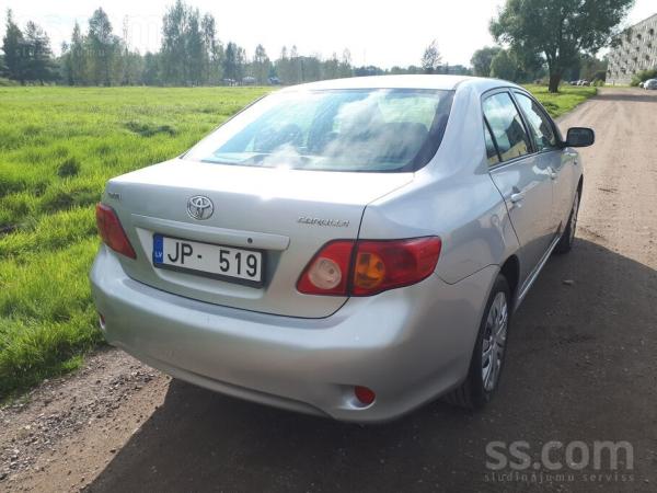 Toyota Corolla 2010 in Riga, with an engine capacity of 1.60 L and mileage of 196 thousand km for 3500 €, photo 3 on AUTOMOTO.COM.LV