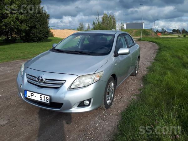 Toyota Corolla 2010 in Riga, with an engine capacity of 1.60 L and mileage of 196 thousand km for 3500 €, photo 7 on AUTOMOTO.COM.LV