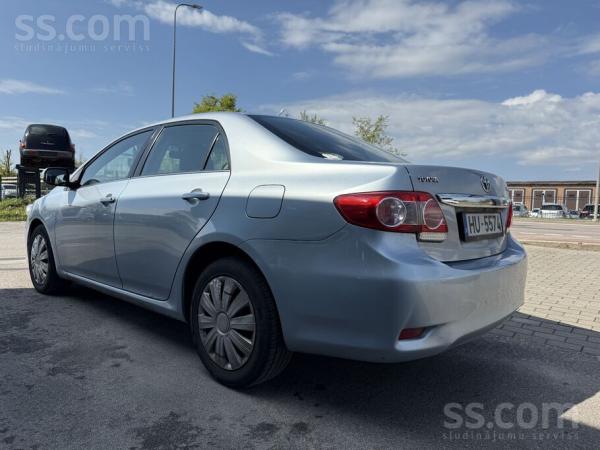 Toyota Corolla 2011 in Jelgava, with an engine capacity of 1.40 L and mileage of 186 thousand km for 4000 €, photo 3 on AUTOMOTO.COM.LV