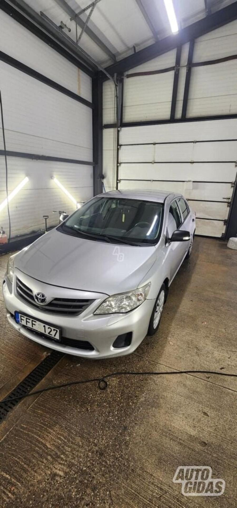 Toyota Corolla 2011 in Klaipeda, with an engine capacity of 1.60 L and mileage of 259 thousand km for 2800 €, photo 5 on AUTOMOTO.COM.LV