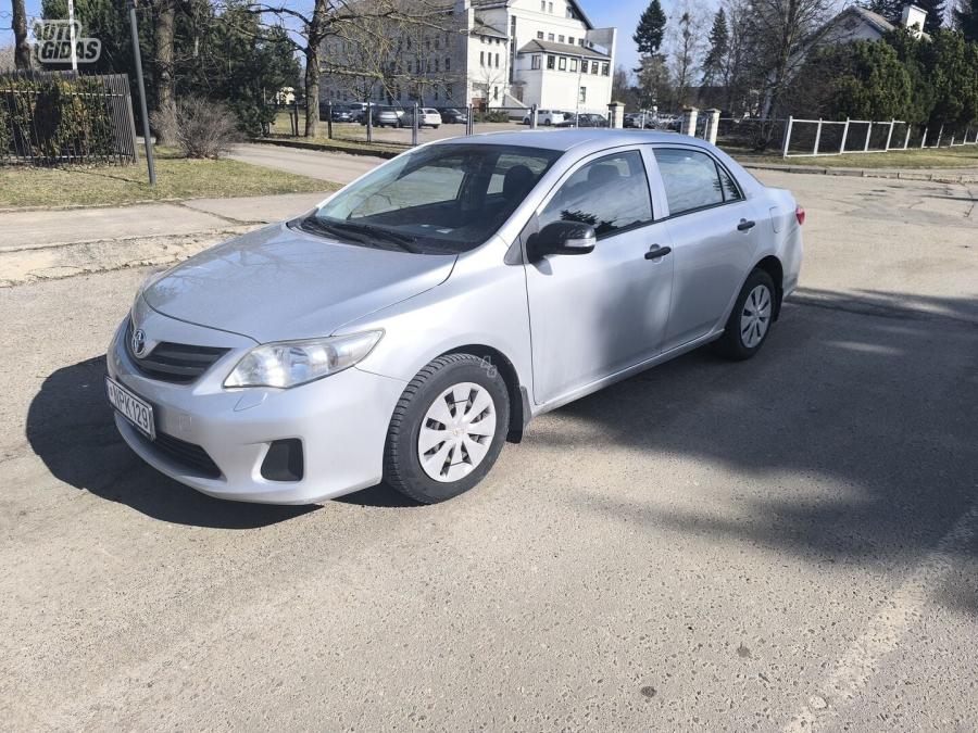 Toyota Corolla 2011 Kauņa, ar dzinēja tilpumu 1.60 L un nobraukumu 260 tūkst. km par 3750 €, foto 1 vietnē AUTOMOTO.COM.LV