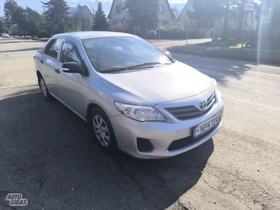 Toyota Corolla 2011 Kauņa, ar dzinēja tilpumu 1.60 L un nobraukumu 260 tūkst. km par 3750 €, foto 4 vietnē AUTOMOTO.COM.LV