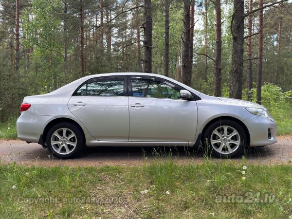 Тойота Королла 2011 в Таллин, объемом двигателя 1.60 л и пробегом 249 тыс. км за 4500 €, фото 4 на AUTOMOTO.COM.LV