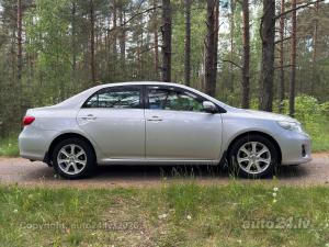 Toyota Corolla 2011 in Tallinn, with an engine capacity of 1.60 L and mileage of 249 thousand km for 4500 €, photo 5 on AUTOMOTO.COM.LV