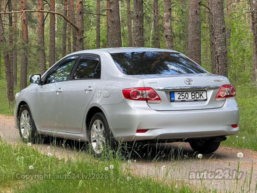 Toyota Corolla 2011 in Tallinn, with an engine capacity of 1.60 L and mileage of 249 thousand km for 4500 €, photo 8 on AUTOMOTO.COM.LV