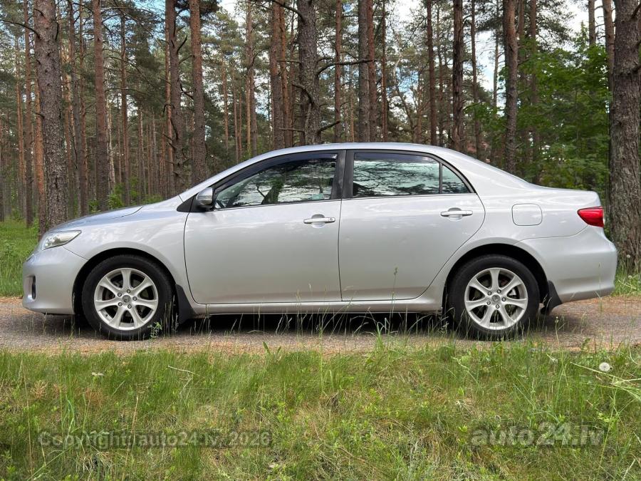 Toyota Corolla 2011 in Tallinn, with an engine capacity of 1.60 L and mileage of 249 thousand km for 4500 €, photo 9 on AUTOMOTO.COM.LV