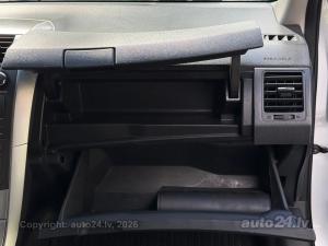 Toyota Corolla 2011 in Tallinn, with an engine capacity of 1.60 L and mileage of 249 thousand km for 4500 €, photo 19 on AUTOMOTO.COM.LV