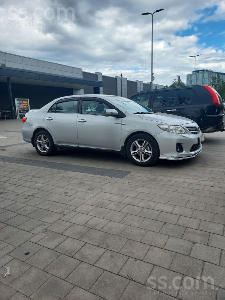 Toyota Corolla 2011 in Riga, with an engine capacity of 1.60 L and mileage of 234 thousand km for 4500 €, photo 3 on AUTOMOTO.COM.LV
