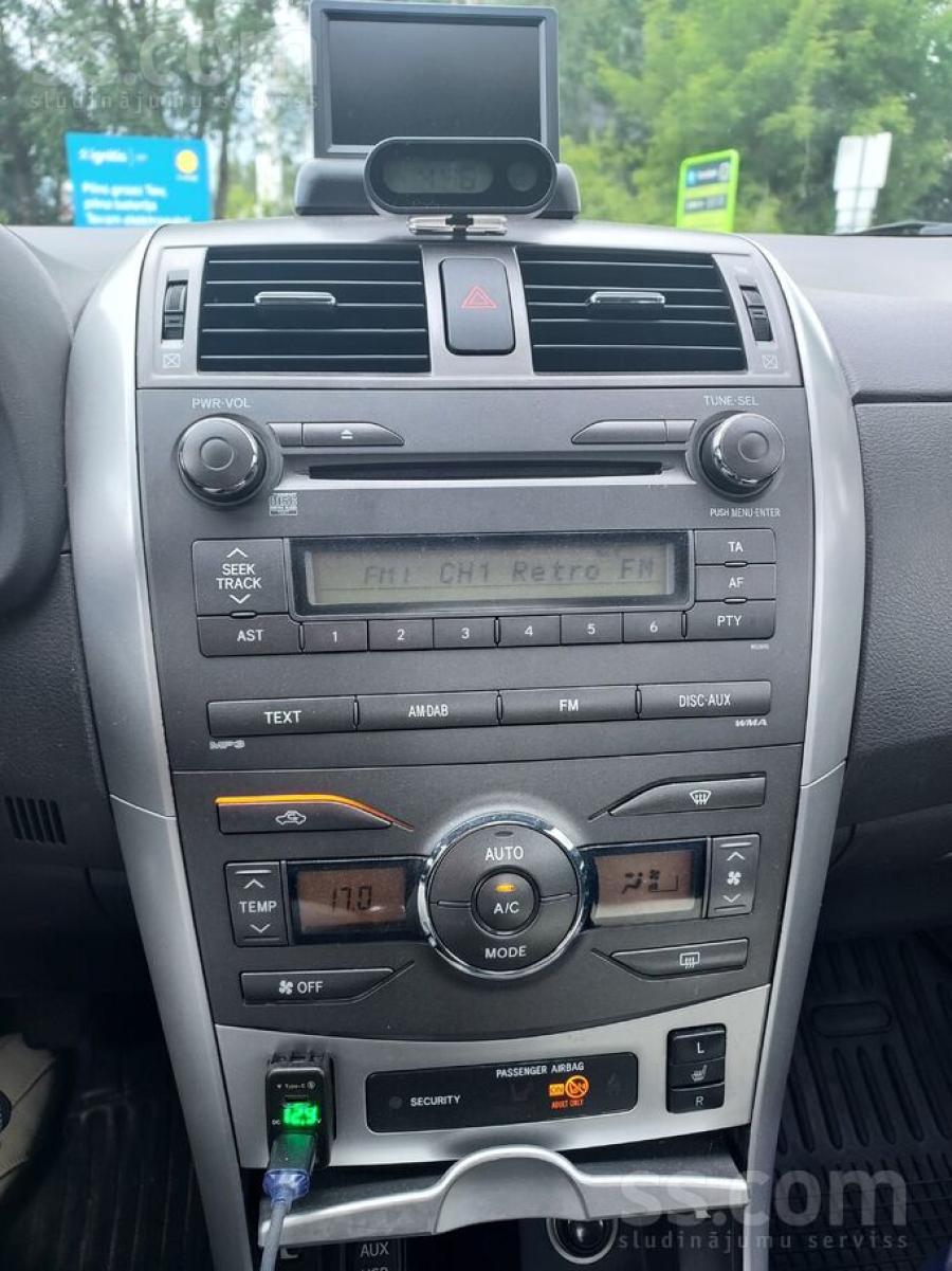 Toyota Corolla 2011 in Riga, with an engine capacity of 1.60 L and mileage of 234 thousand km for 4500 €, photo 10 on AUTOMOTO.COM.LV