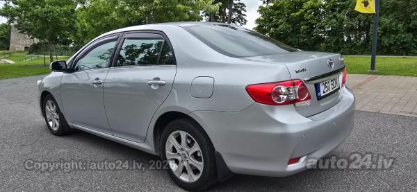 Toyota Corolla 2011 Rakvere, ar dzinēja tilpumu 1.60 L un nobraukumu 249 tūkst. km par 4990 €, foto 2 vietnē AUTOMOTO.COM.LV