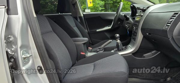Toyota Corolla 2011 Rakvere, ar dzinēja tilpumu 1.60 L un nobraukumu 249 tūkst. km par 4990 €, foto 6 vietnē AUTOMOTO.COM.LV