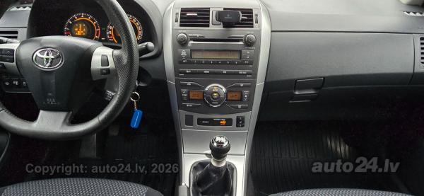 Toyota Corolla 2011 Rakvere, ar dzinēja tilpumu 1.60 L un nobraukumu 249 tūkst. km par 4990 €, foto 8 vietnē AUTOMOTO.COM.LV