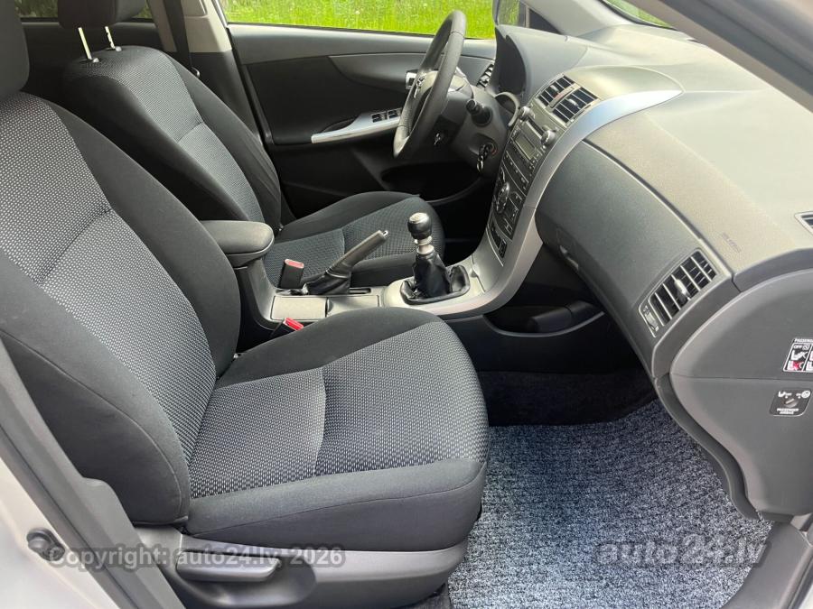 Toyota Corolla 2011 in Tallinn, with an engine capacity of 1.60 L and mileage of 151 thousand km for 6400 €, photo 12 on AUTOMOTO.COM.LV