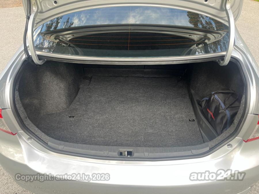 Toyota Corolla 2011 in Tallinn, with an engine capacity of 1.60 L and mileage of 151 thousand km for 6400 €, photo 18 on AUTOMOTO.COM.LV
