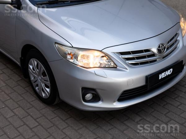 Toyota Corolla 2012 Rīga, ar dzinēja tilpumu 1.60 L un nobraukumu 99 tūkst. km par 6900 €, foto 3 vietnē AUTOMOTO.COM.LV