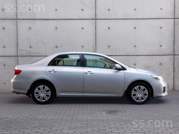 Toyota Corolla 2012 Rīga, ar dzinēja tilpumu 1.60 L un nobraukumu 99 tūkst. km par 6900 €, foto 4 vietnē AUTOMOTO.COM.LV