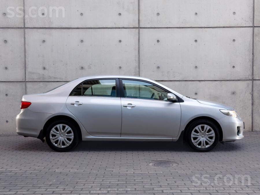 Toyota Corolla 2012 Rīga, ar dzinēja tilpumu 1.60 L un nobraukumu 99 tūkst. km par 6900 €, foto 4 vietnē AUTOMOTO.COM.LV