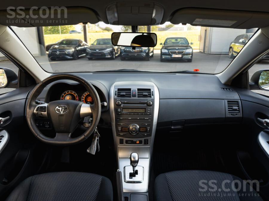 Toyota Corolla 2012 Rīga, ar dzinēja tilpumu 1.60 L un nobraukumu 99 tūkst. km par 6900 €, foto 24 vietnē AUTOMOTO.COM.LV