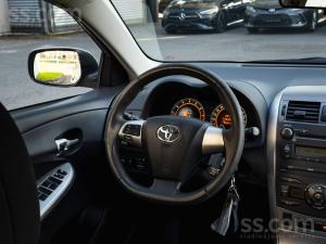 Toyota Corolla 2012 Rīga, ar dzinēja tilpumu 1.60 L un nobraukumu 99 tūkst. km par 6900 €, foto 25 vietnē AUTOMOTO.COM.LV