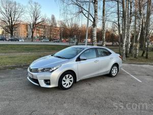 Toyota Corolla 2013 in Riga, with an engine capacity of 1.60 L and mileage of 132 thousand km for 5990 €, photo  on AUTOMOTO.COM.LV