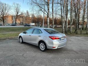 Toyota Corolla 2013 in Riga, with an engine capacity of 1.60 L and mileage of 132 thousand km for 5990 €, photo 2 on AUTOMOTO.COM.LV
