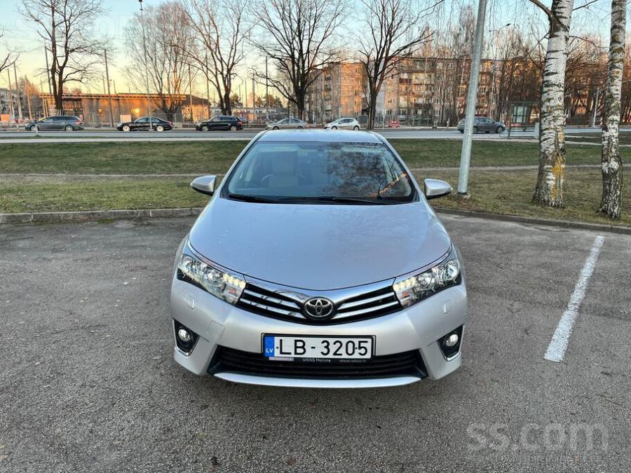 Toyota Corolla 2013 in Riga, with an engine capacity of 1.60 L and mileage of 132 thousand km for 5990 €, photo 5 on AUTOMOTO.COM.LV