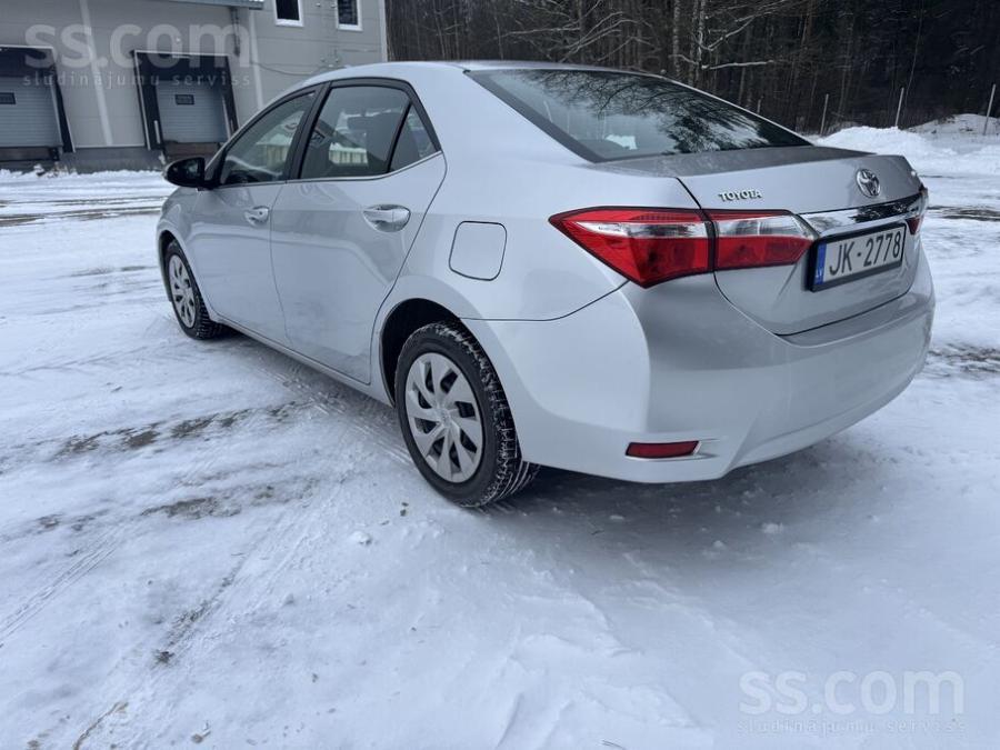 Toyota Corolla 2013 Rīga, ar dzinēja tilpumu 1.40 L un nobraukumu 343 tūkst. km par 6444 €, foto 7 vietnē AUTOMOTO.COM.LV